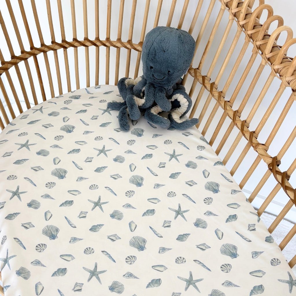 BLUE SEASHELLS | Bassinet Sheet / Change Mat Cover – Smitten Bub Co.